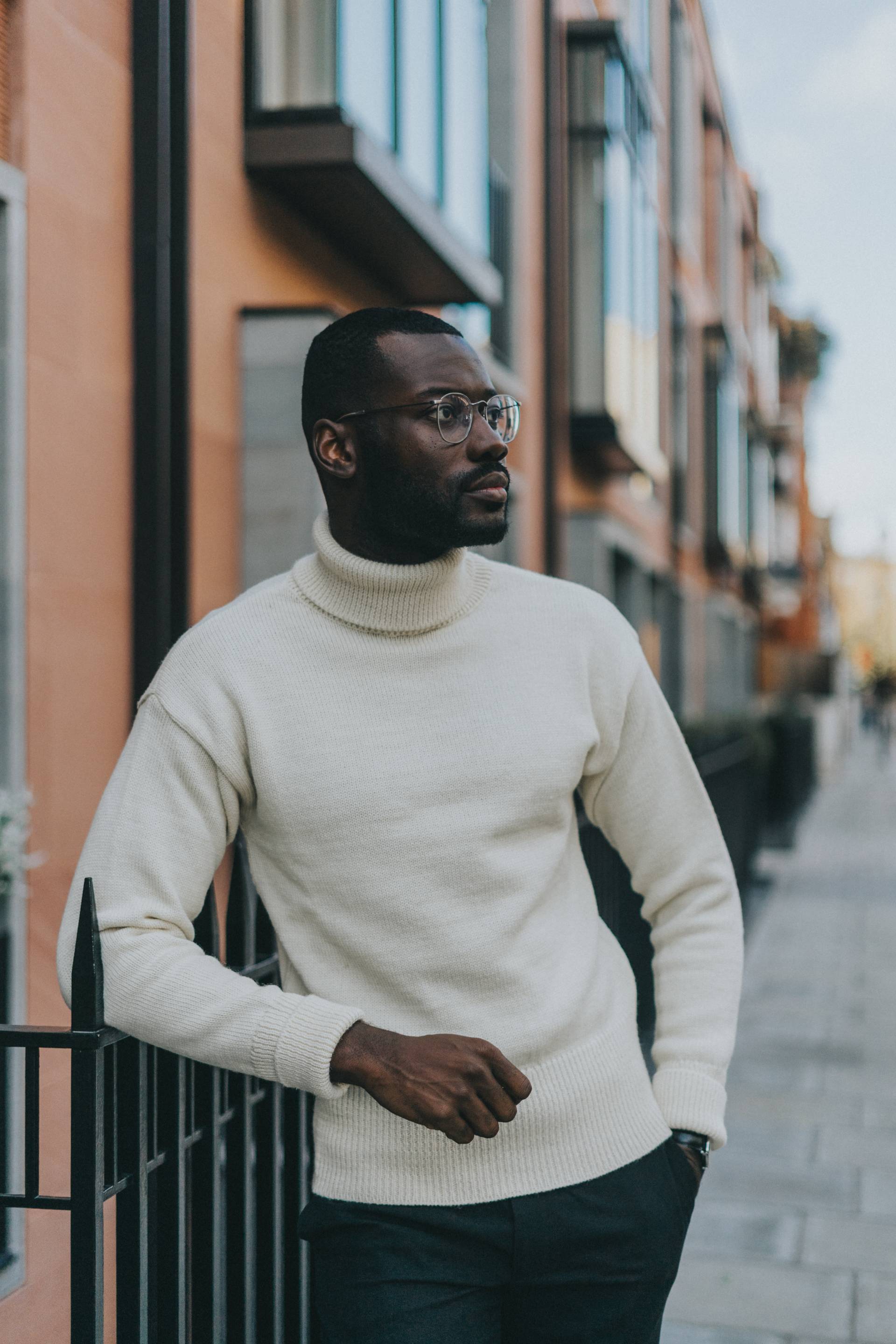 Mastering the Art of Transitional Dressing for Men - CLOTHES MAKE THE MAN